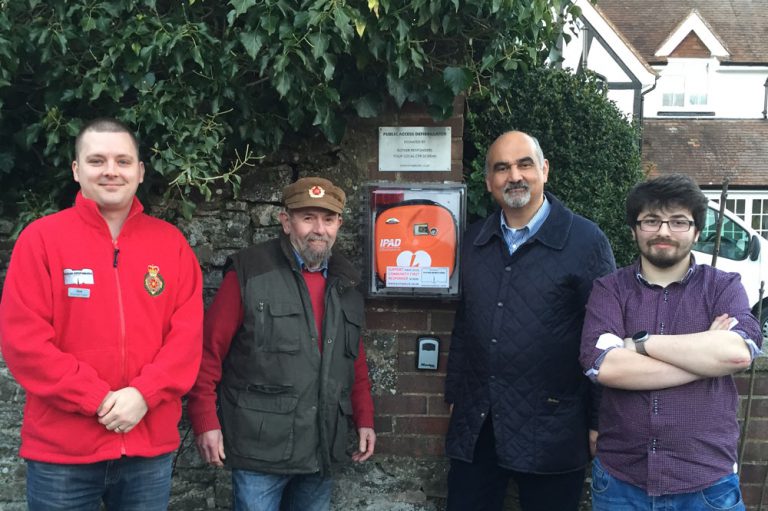 Winchelsea gets a defibrillator | Rye News