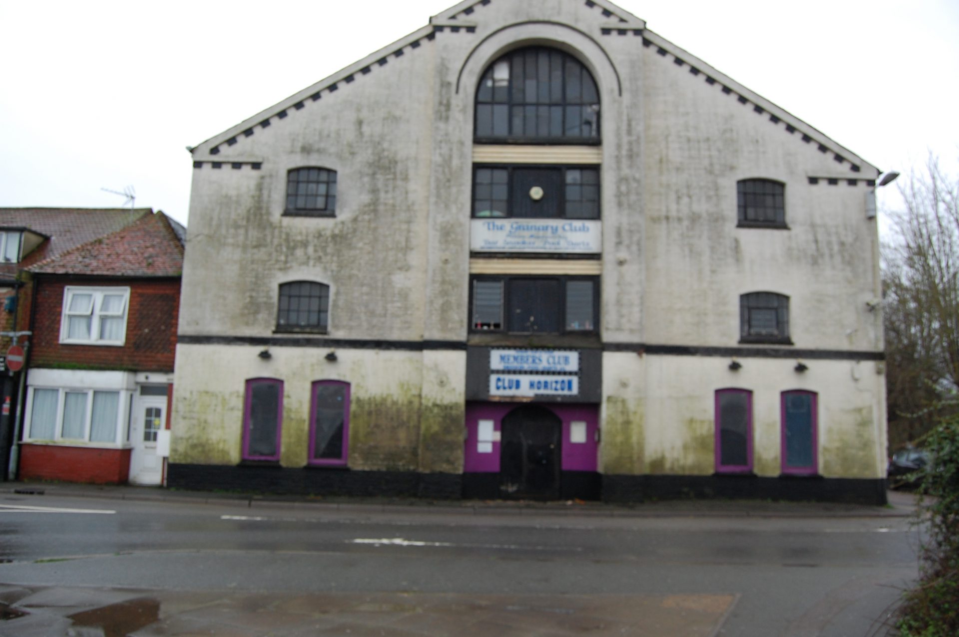Granary Club uncovers Victorian skeleton | Rye News