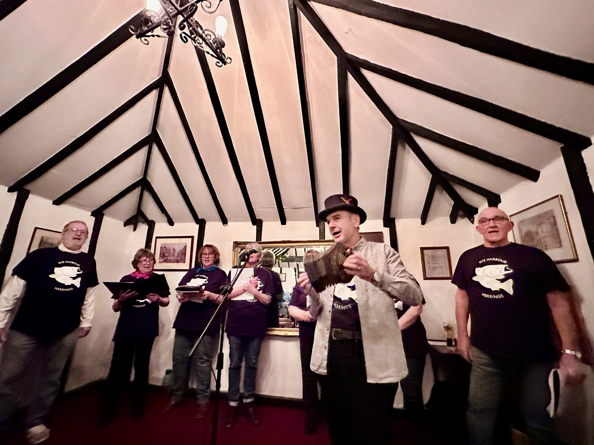 Local shanties at the Queens Head | Rye News