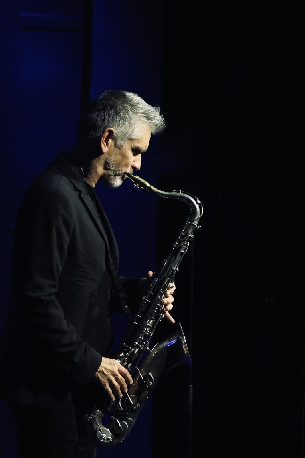 In conversation with Curtis Stigers | Rye News