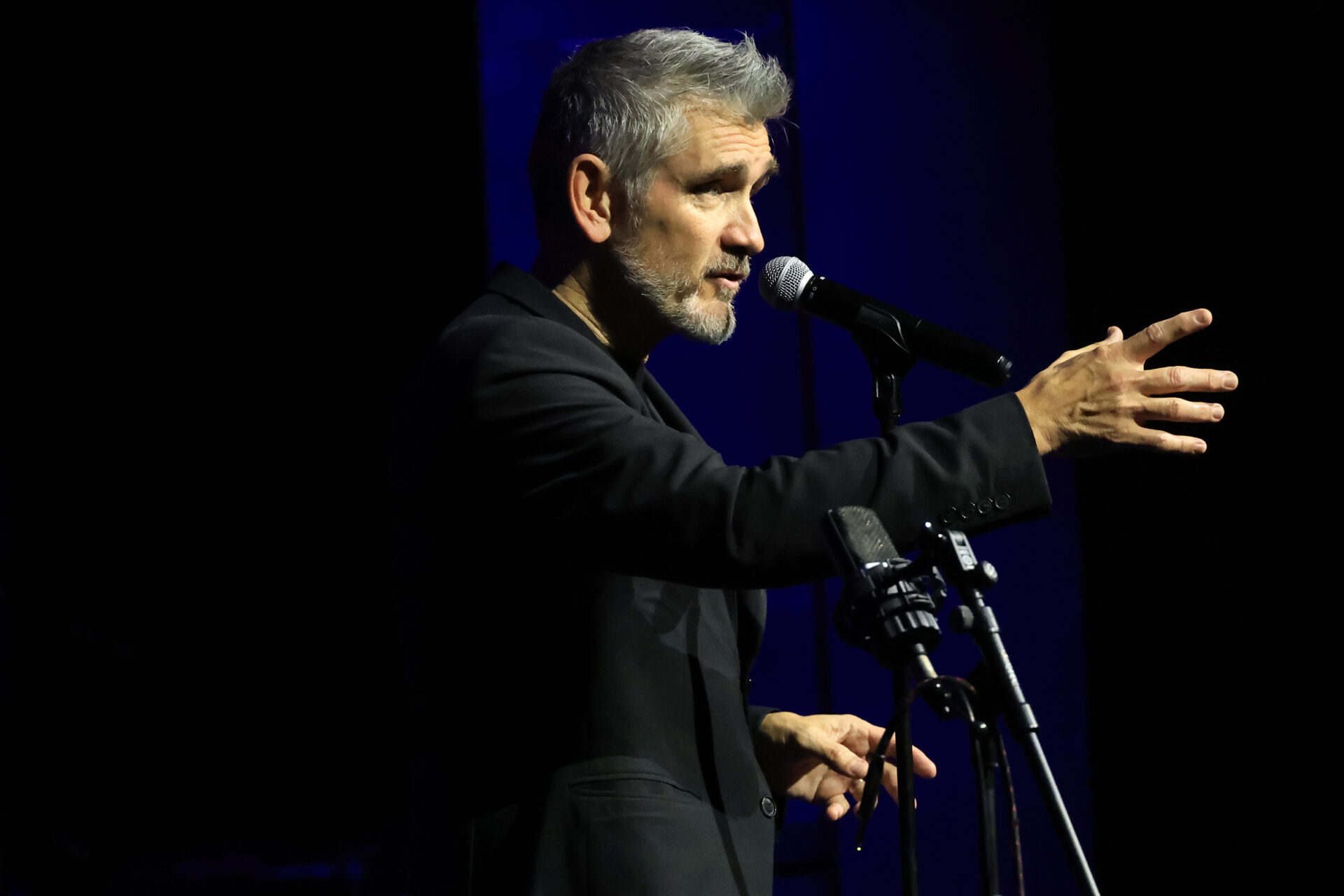 In conversation with Curtis Stigers | Rye News